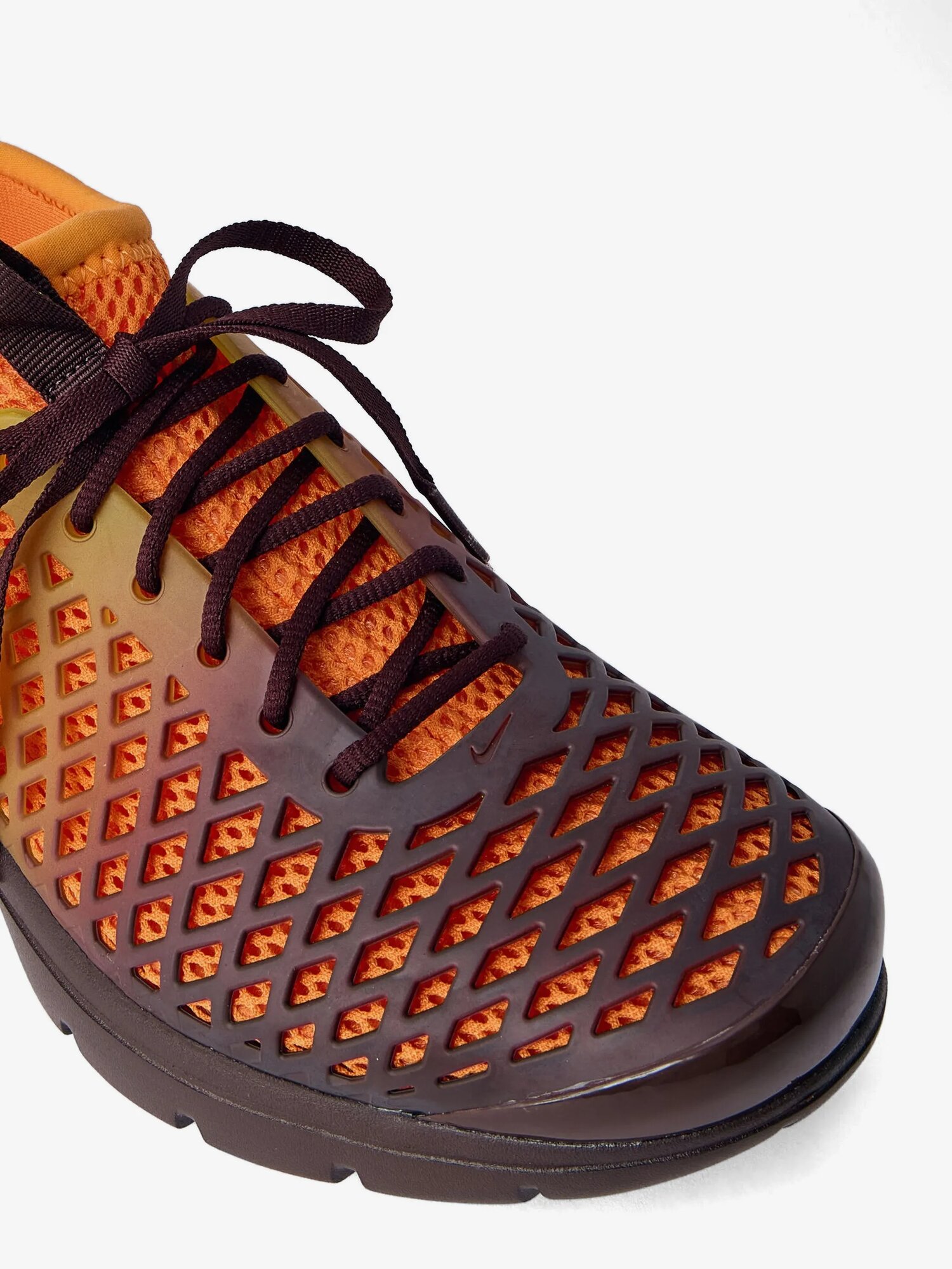 Кроссовки NIKE Rejuven8 Run, размер 9.5 US, коричневый/серый/оранжевый — фото 1