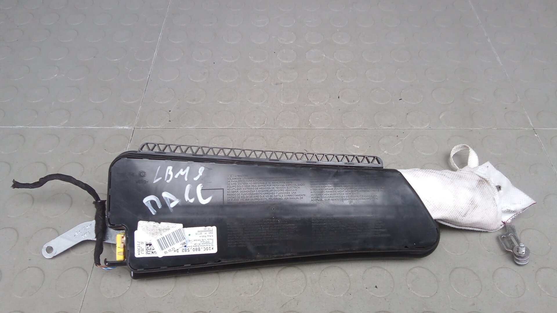 Подушка безопасности пассажира VOLKSWAGEN ID.4, Номер 10c880582d