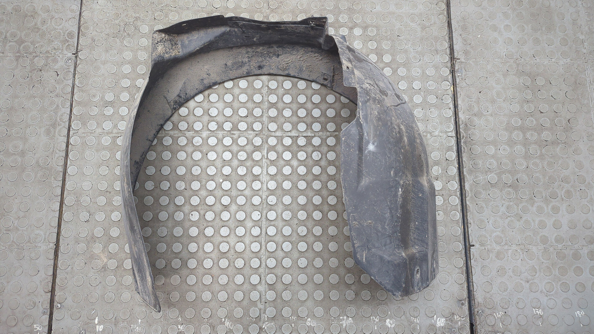 Защита арок (подкрылок) левая передняя Volkswagen Passat 5 Б/У