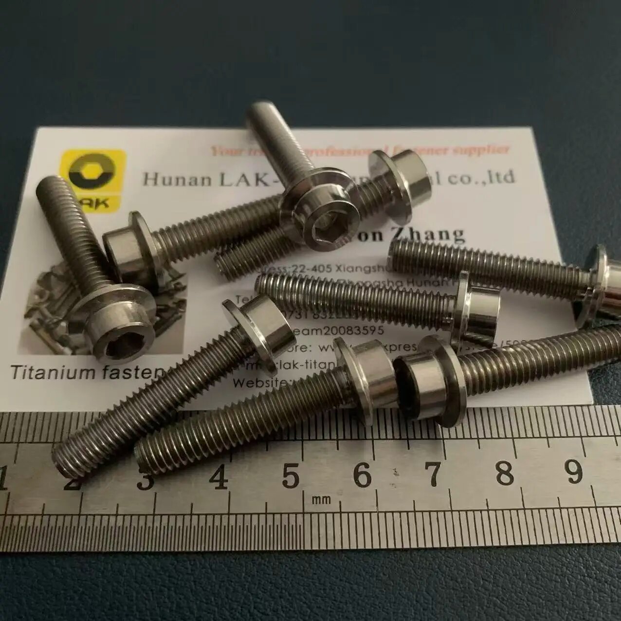 Титановые болты M6*20 Gr5 30 мм