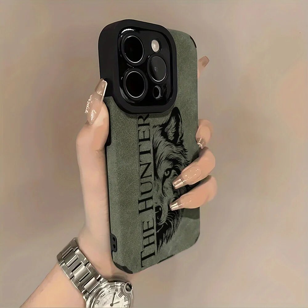 Чехол для iPhone 16 Plus, зеленый, Wolf Head Hunter