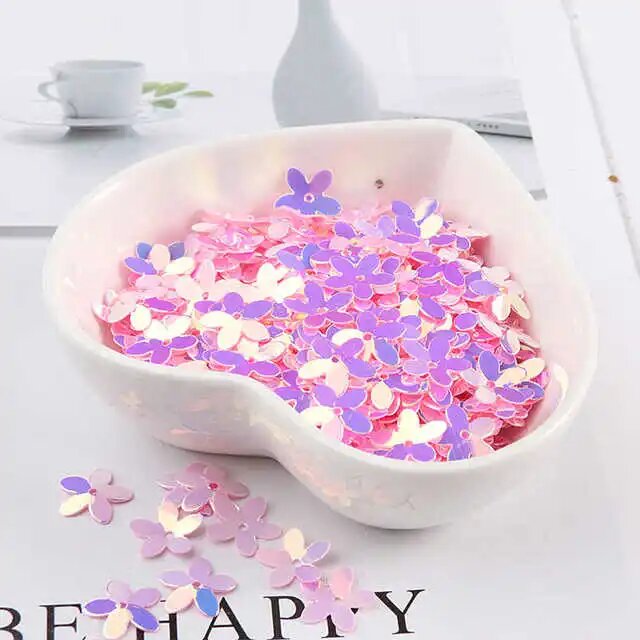 Сиреневые цветочные блестки ПВХ Lucky Sewing