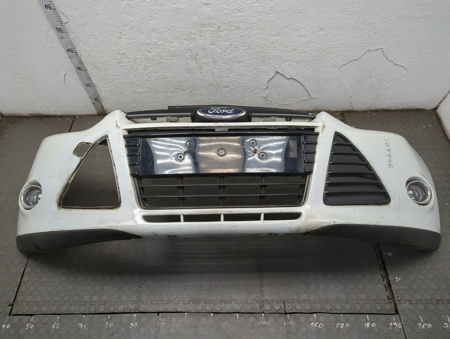 Бампер передний Ford Focus 3 Б/У