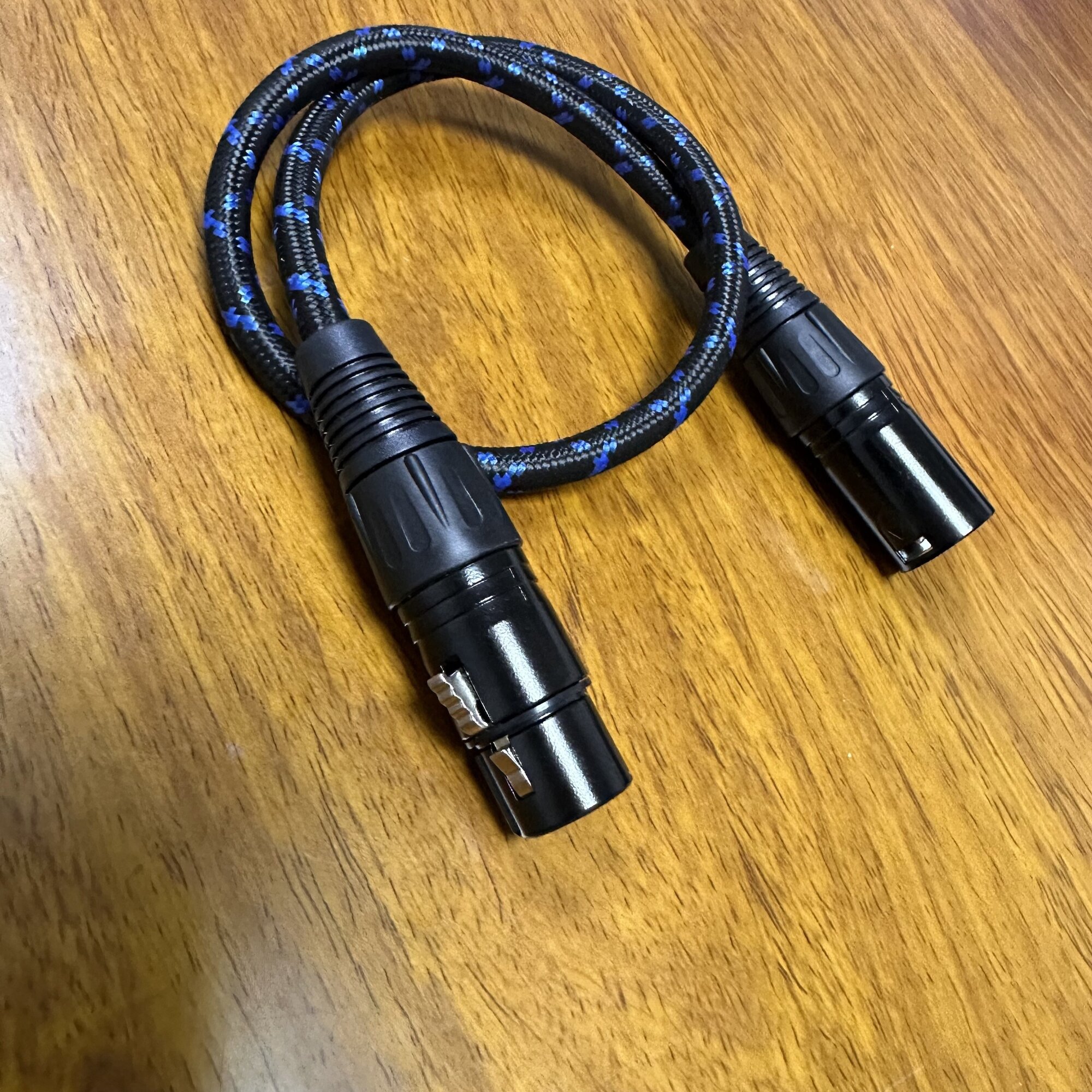 XLR аудиокабель (папа-мама) 3-pin, балансный, удлинитель для микрофона и микшера, 39.37 дюйма (1 м)