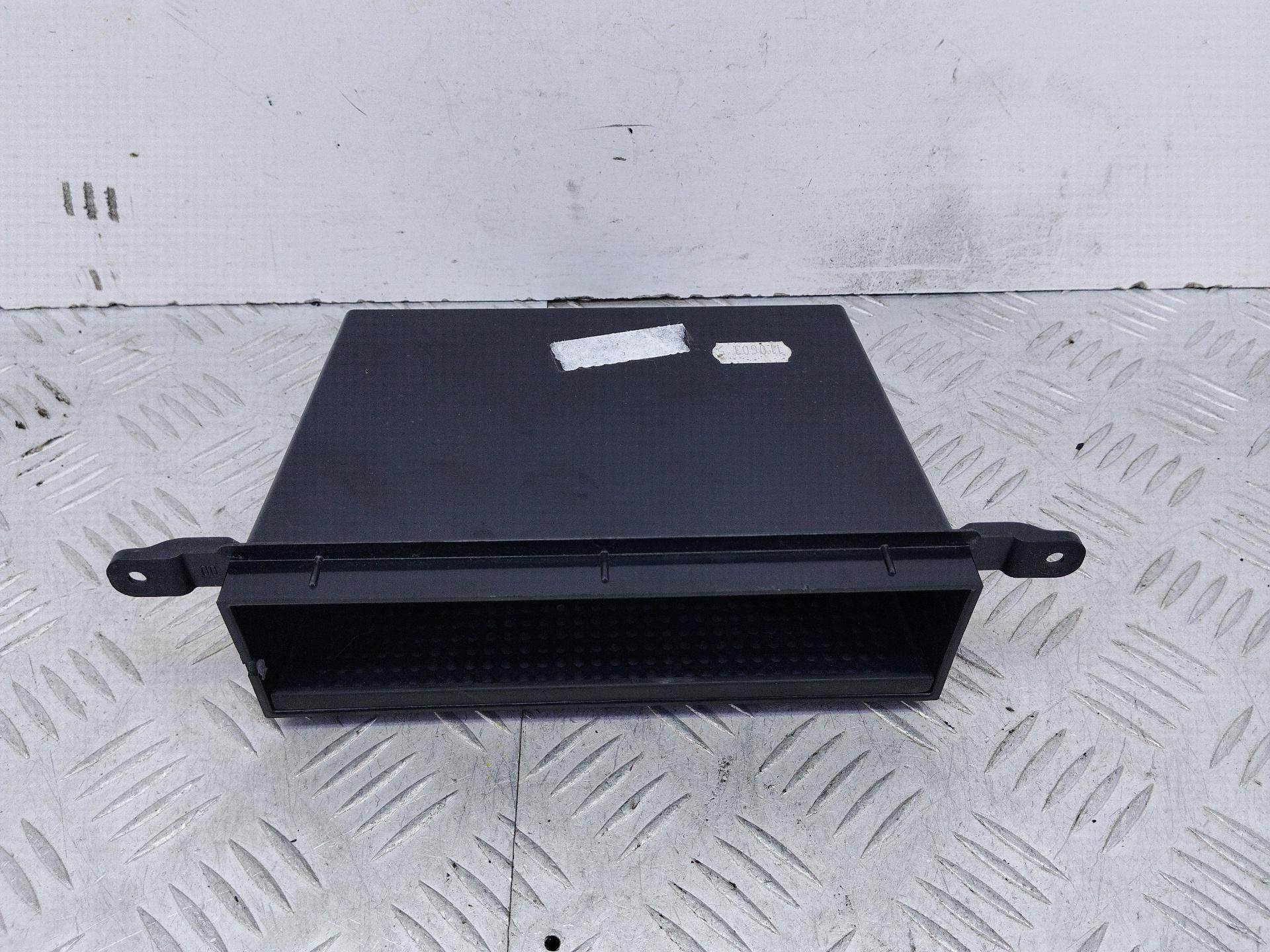 Карман центральной консоли Mitsubishi Space Star 1 рест. DG3A 2003