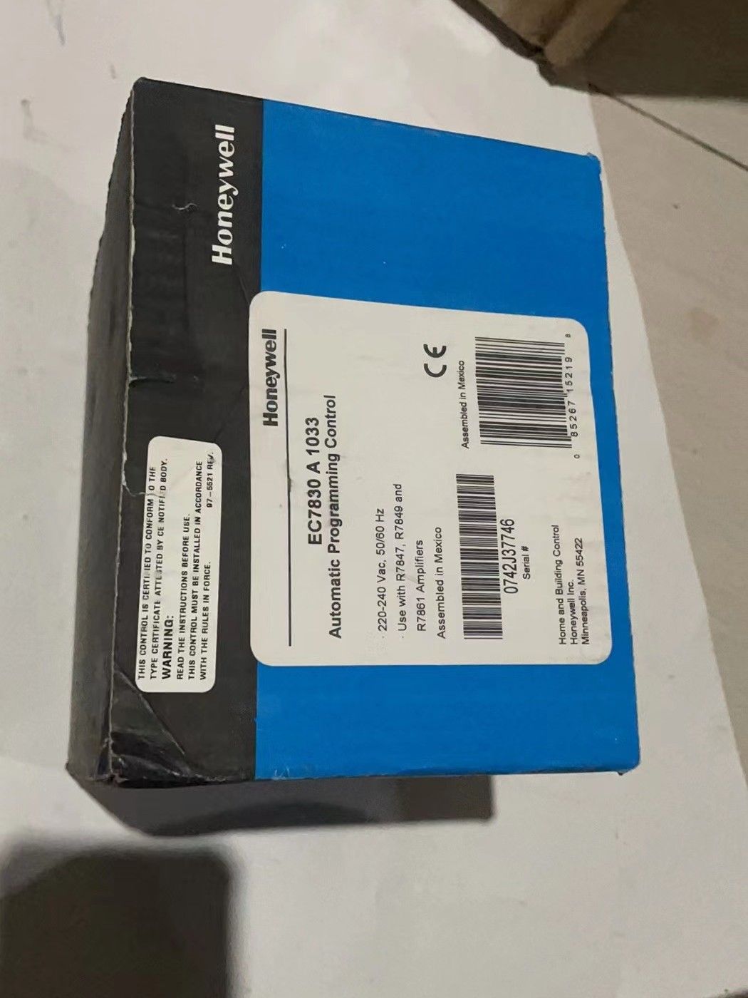 Релейный модуль управления горелкой Honeywell EC7830A1033 для одноступенчатых промышленных горелочных систем