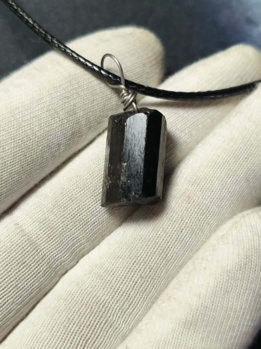 Турмалин чёрный кулон детский 16 г