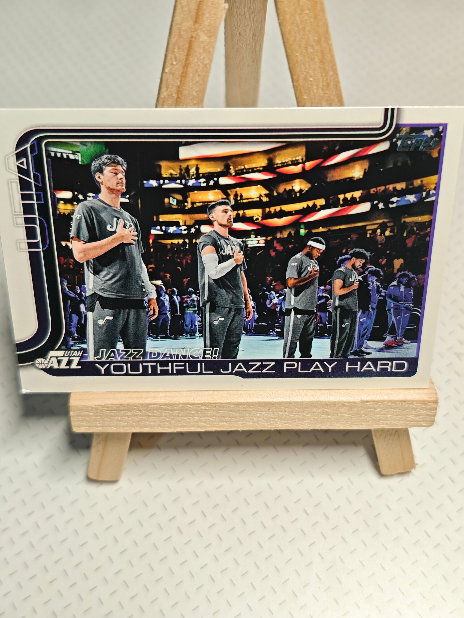 Коллекционные карточки Topps NBA по баскетболу