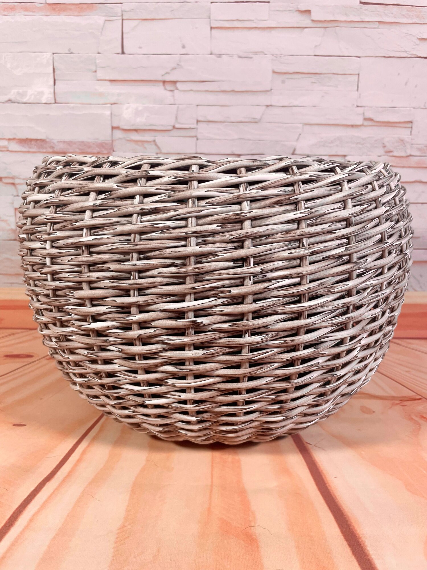 Кашпо/горшок из искусственного ротанга. 20 литров. Коричневая березка.