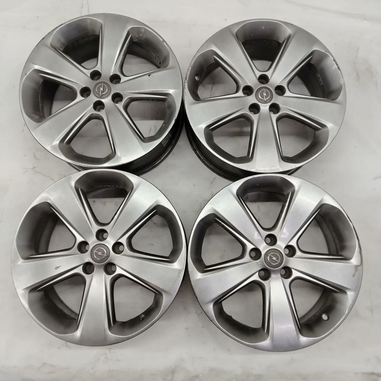 Колесные диски Opel 18x7 PCD 5x105 D56.6 ET38 (оригинал)