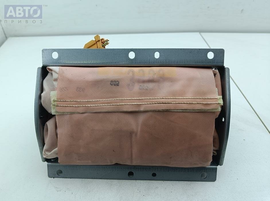 Подушка безопасности (Airbag) пассажира Volvo V70 (2000-2007)