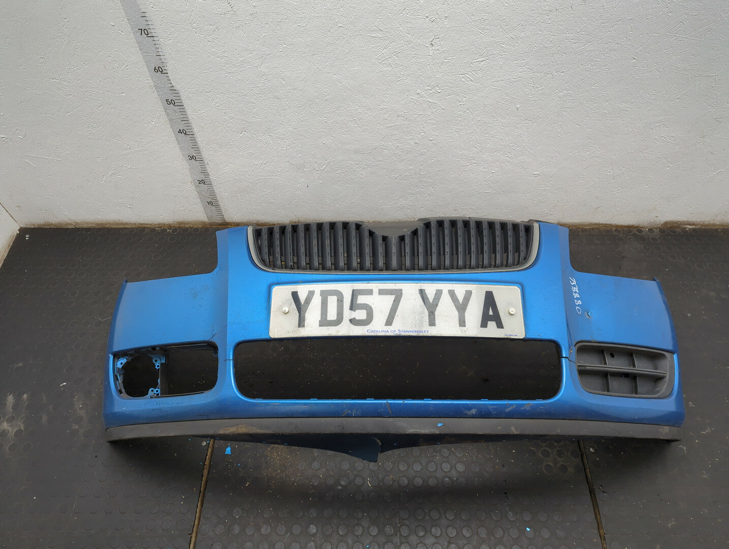Бампер передний Skoda Roomster Б/У