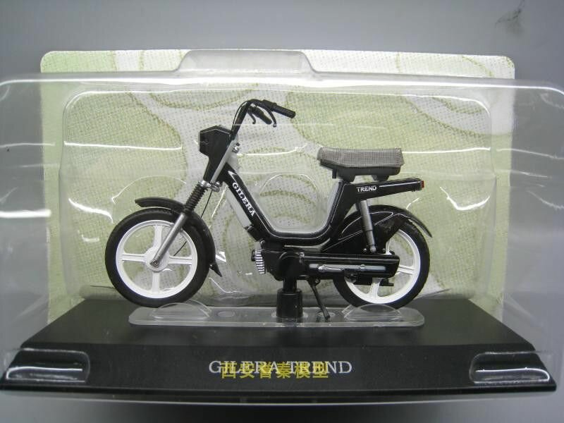 Модели мотоциклов в масштабе 1:18 Piaggio, Rizato, Benelli, Garelli, Malaguti
