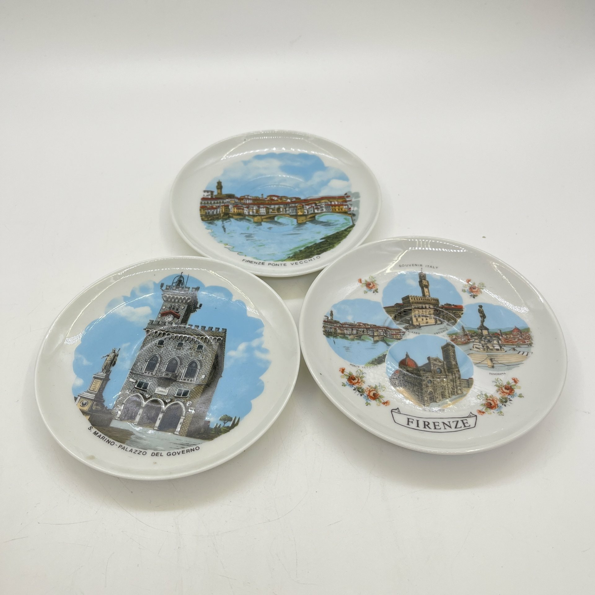 Блюдца декоративные с изображением достопримечательностей Италии, фарфор