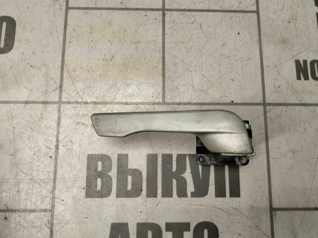 Ручка двери передней внутренняя левая LADA Priora 2008-2018