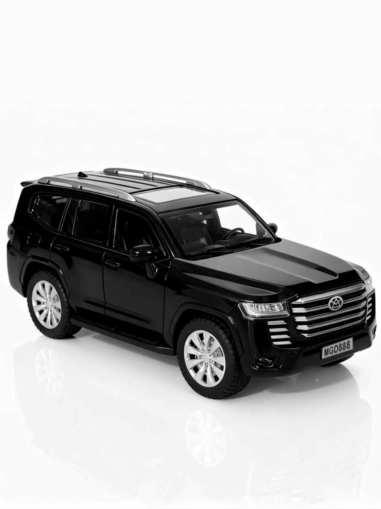 Коллекционная модель Toyota Land Cruiser, игрушечный автомобиль с инерционным механизмом, световыми и звуковыми эффектами. модель автомобиля игрушечная машина инерционная игрушка