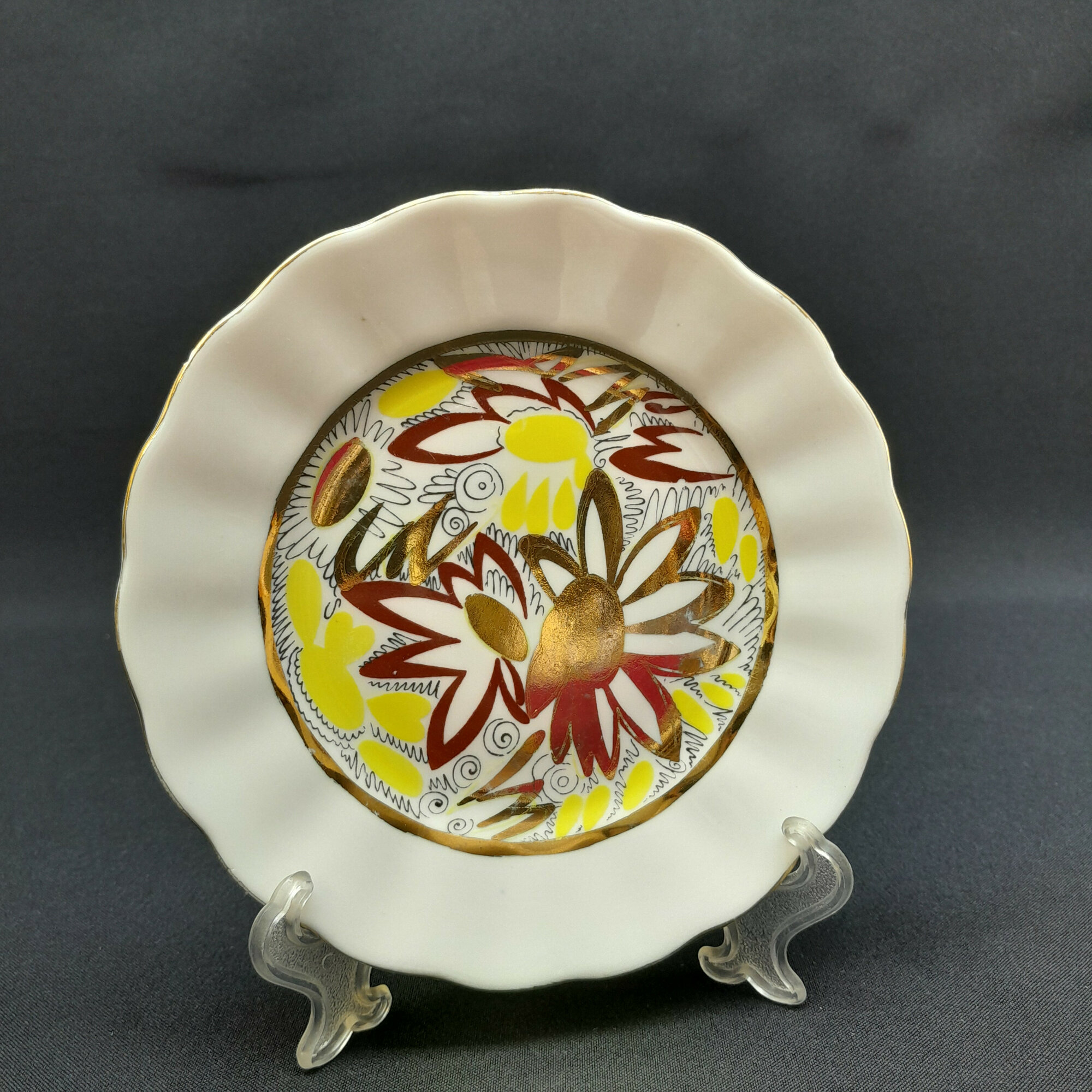 Винтажное чайное кофейное блюдце ЛФЗ, фарфор 15 см, СССР