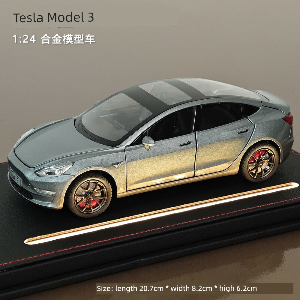 Модель Tesla Model 3 в масштабе 1:24 из сплава в сером цвете с черной подставкой и защитным чехлом, подарок