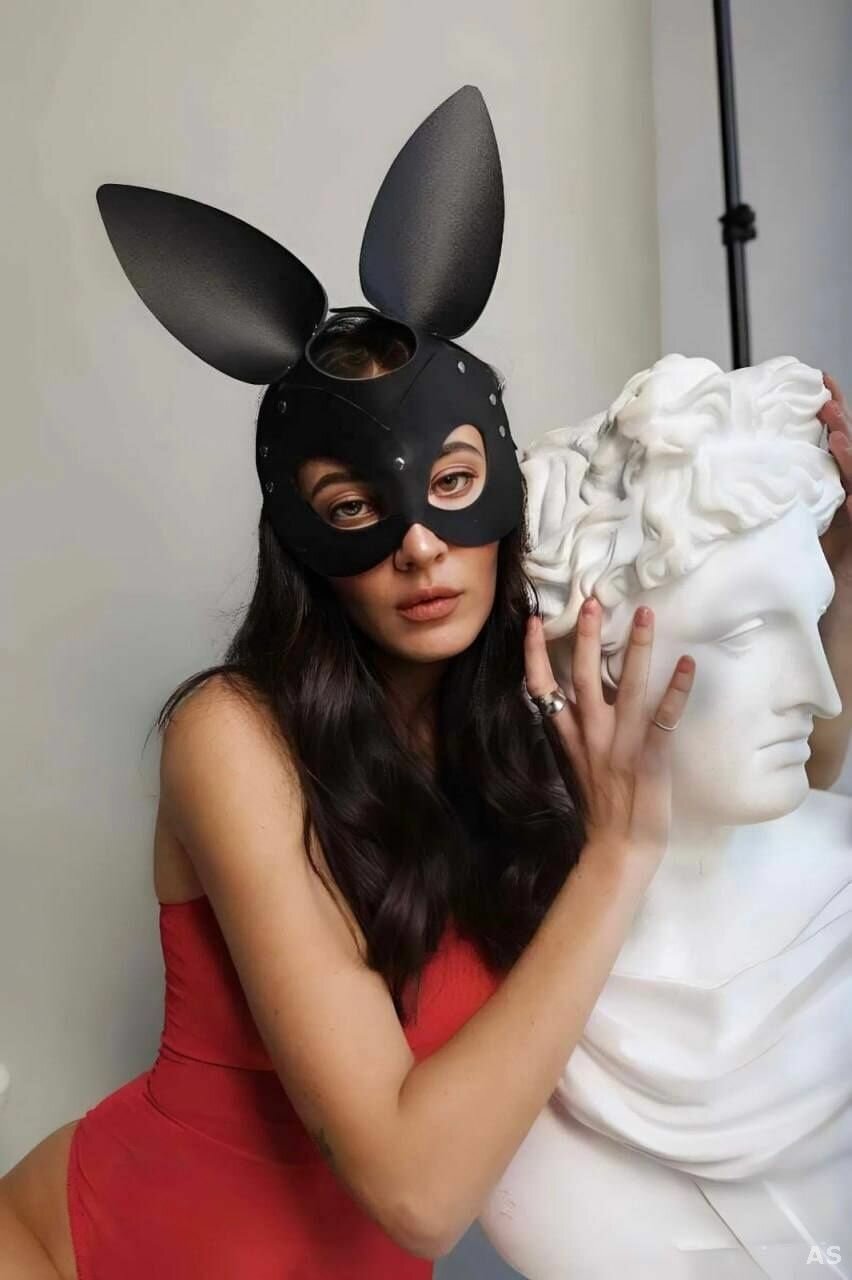 Эротическая маска БДСМ из кожи 18+