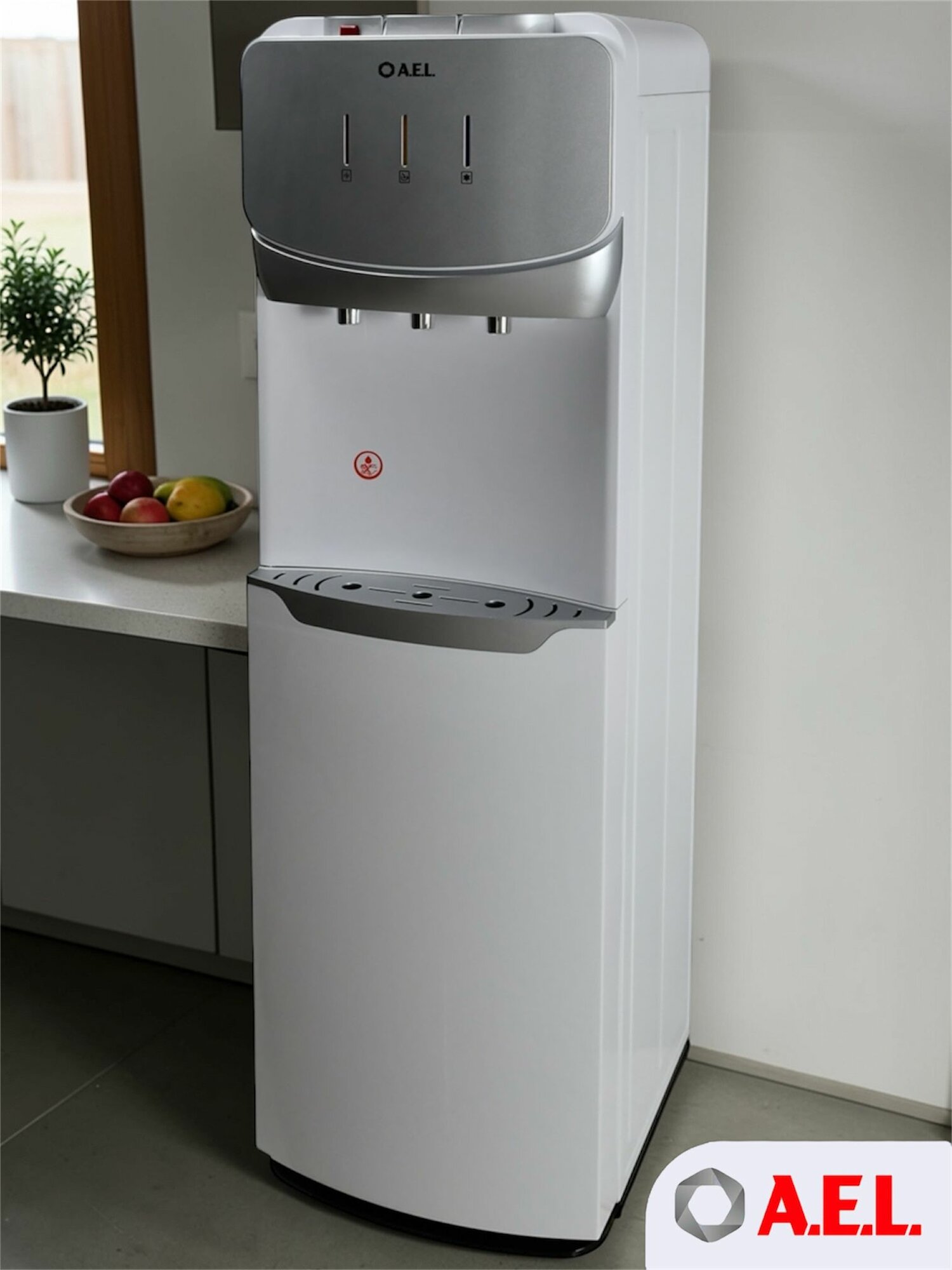 Кулер для воды напольный AEL LD 819a white/silver, с нагревом , электронным охлаждением и нижней загрузкой бутыли
