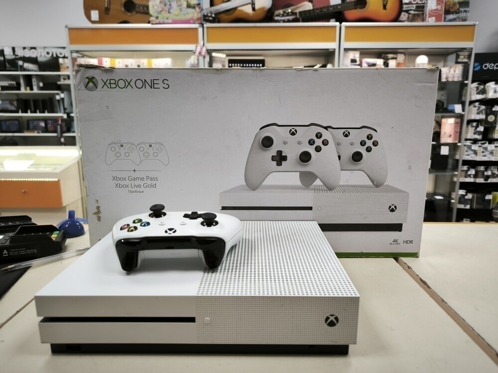 Игровая приставка Microsoft Xbox One S 1 TB, белый , Б/У, Уценка