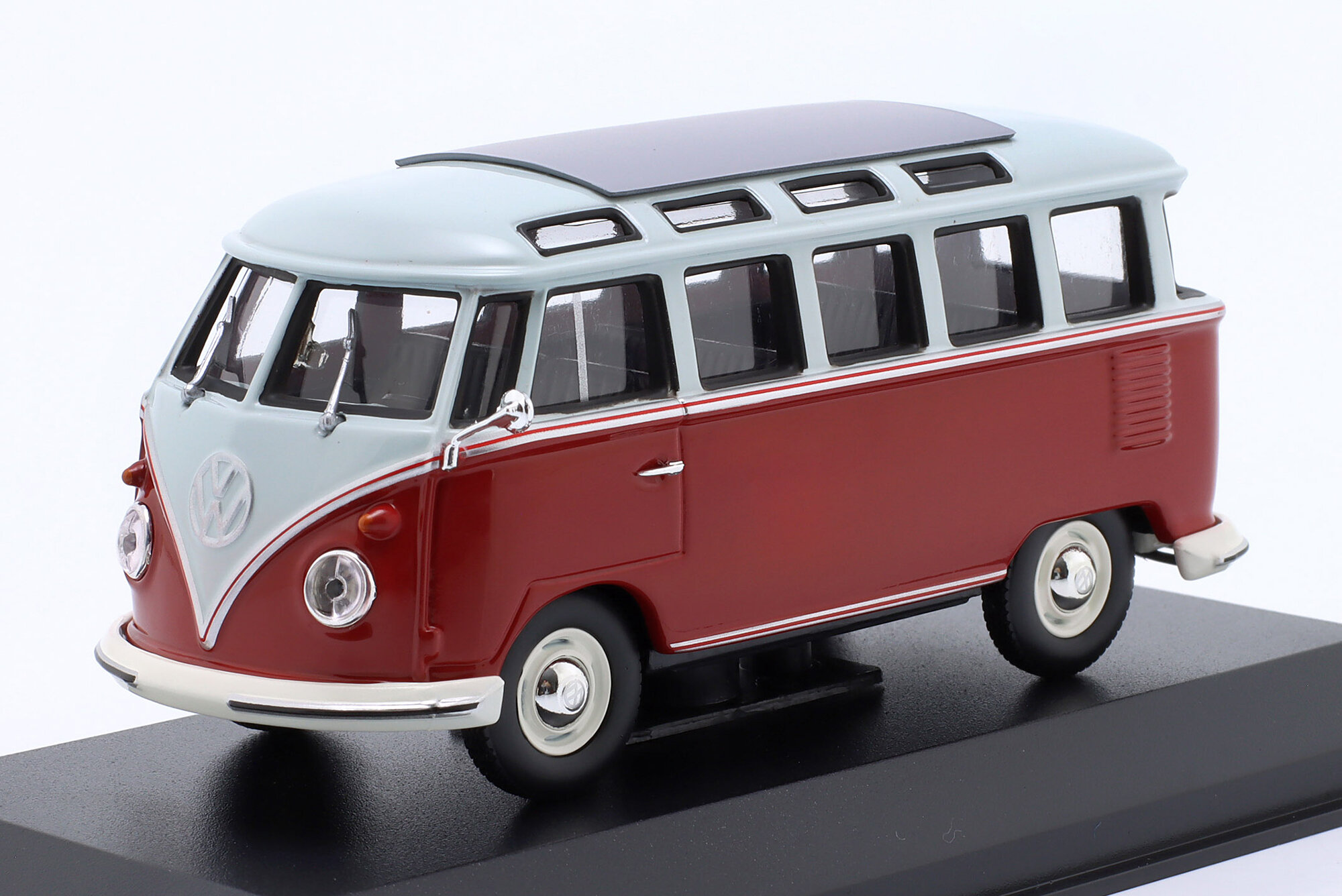 Модель коллекционная MAXICHAMPS Vw volkswagen T1 samba bus 1963 darkred lightgrey