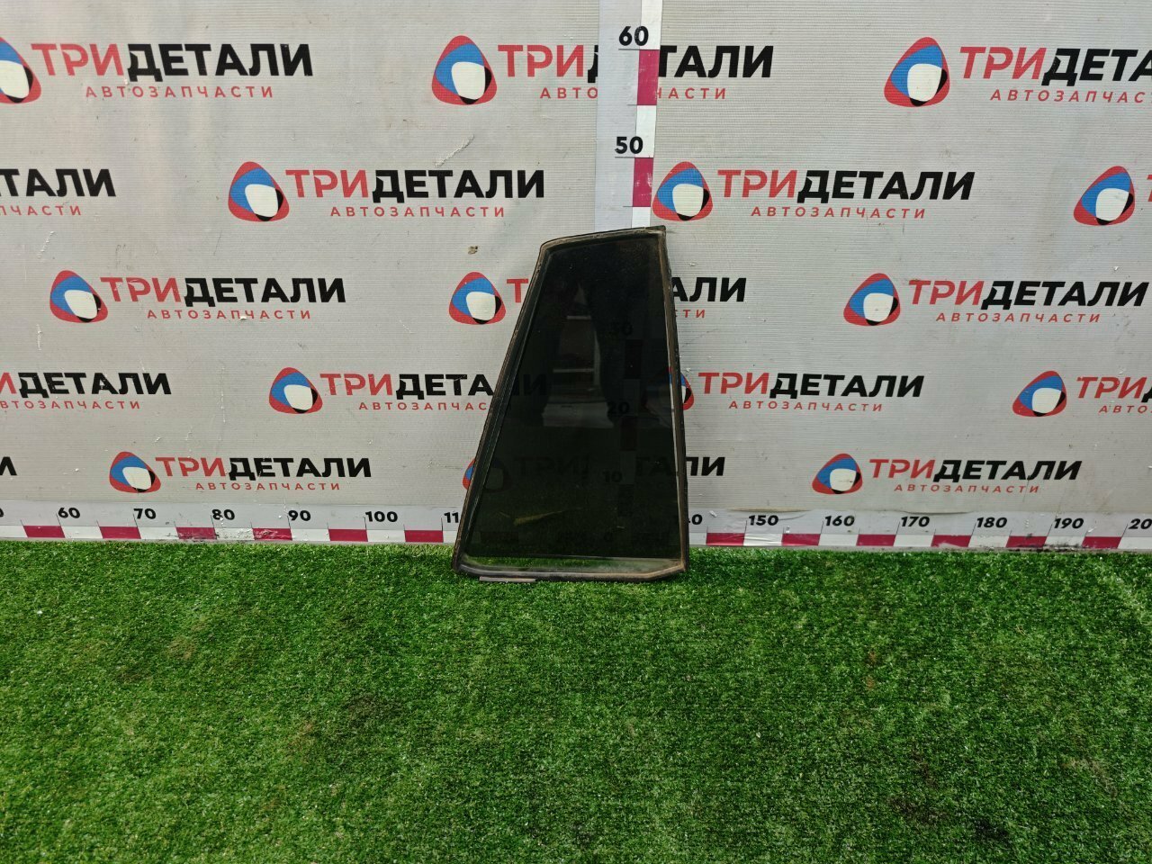 Форточка кузова Lifan X60 1.8 LFB479Q 2013 Сзади прав. (б/у)