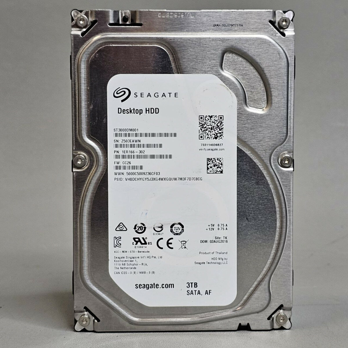 Жесткий диск Seagate ST3000DM001 3.5" 3 ТБ