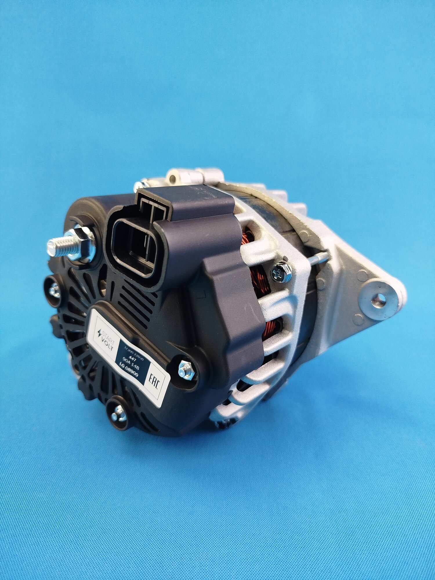 Генератор "СтартВольт" для автомобилей Hyundai Accent, Getz, i30, Tucson, Kia Spectra, Cerato, Rio (110А)