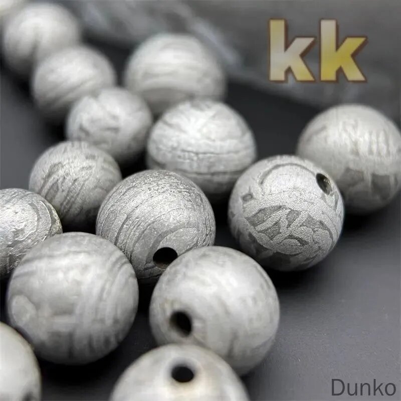 10-миллиметровые бусины из метеорита Алетай