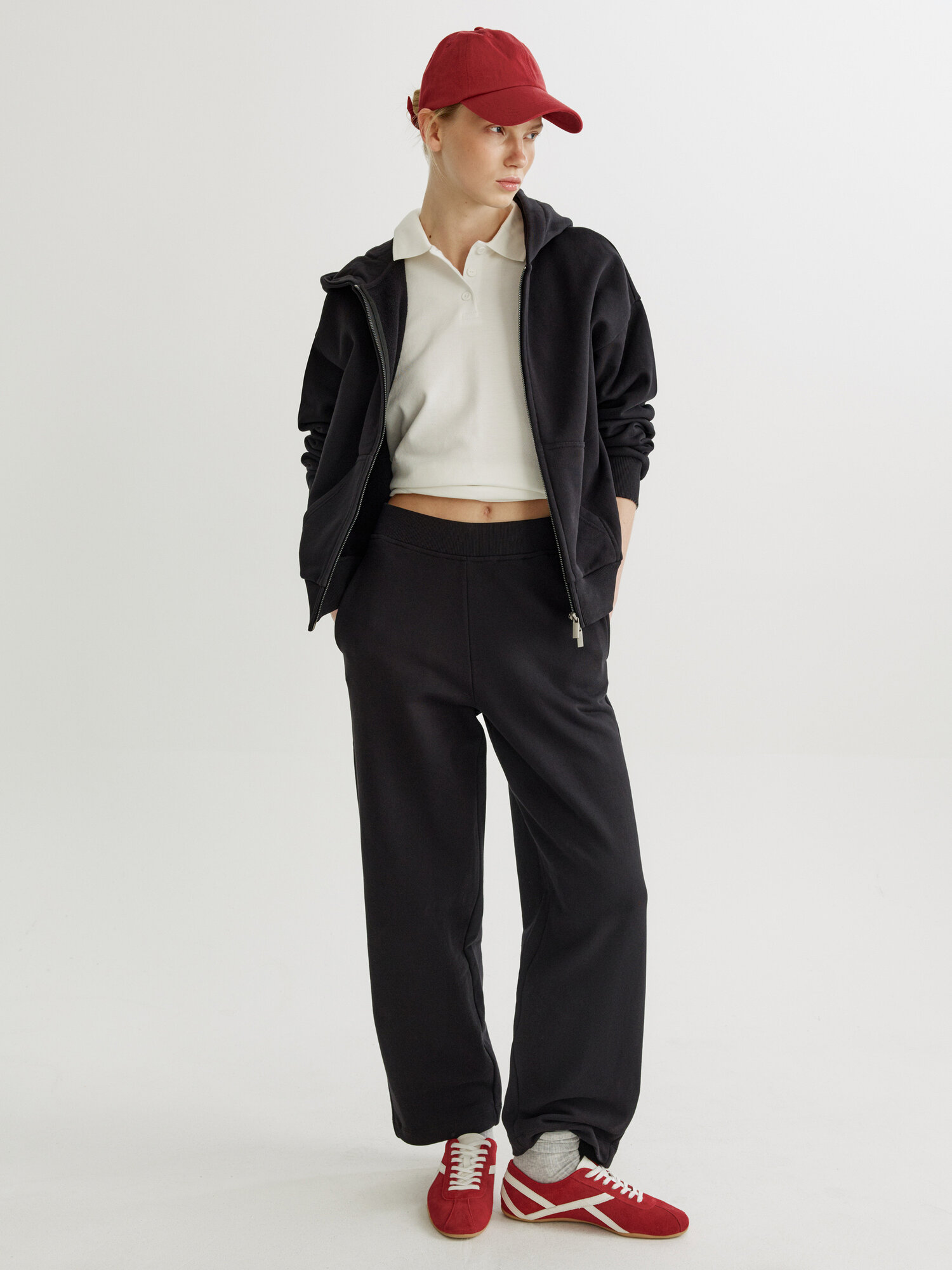 Брюки бананы