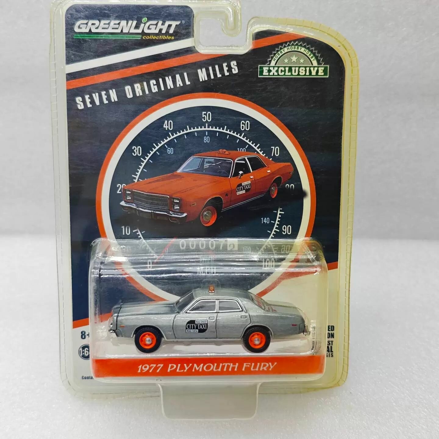 Машинка Green Light MODEL 1:64 1977 PLYMOUTY FURY Die-cast Alloy Model Collection Toy Children Gifts