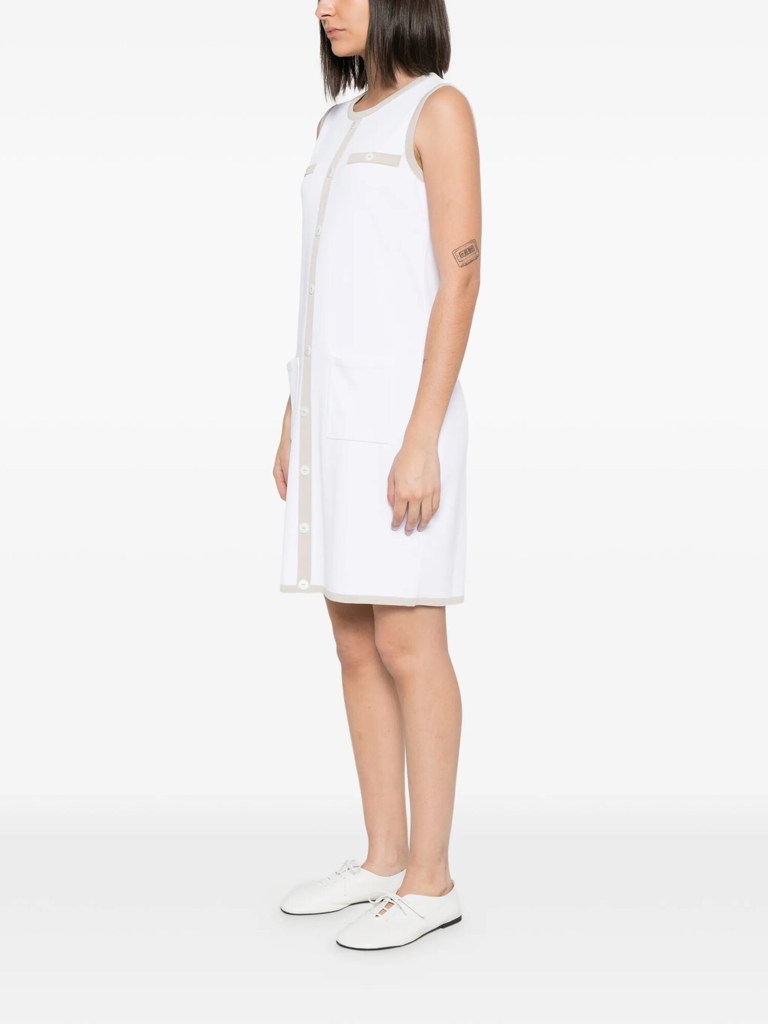 Платье Anneclaire Contrast-trim buttoned mini dress, размер 44, белый — фото 1