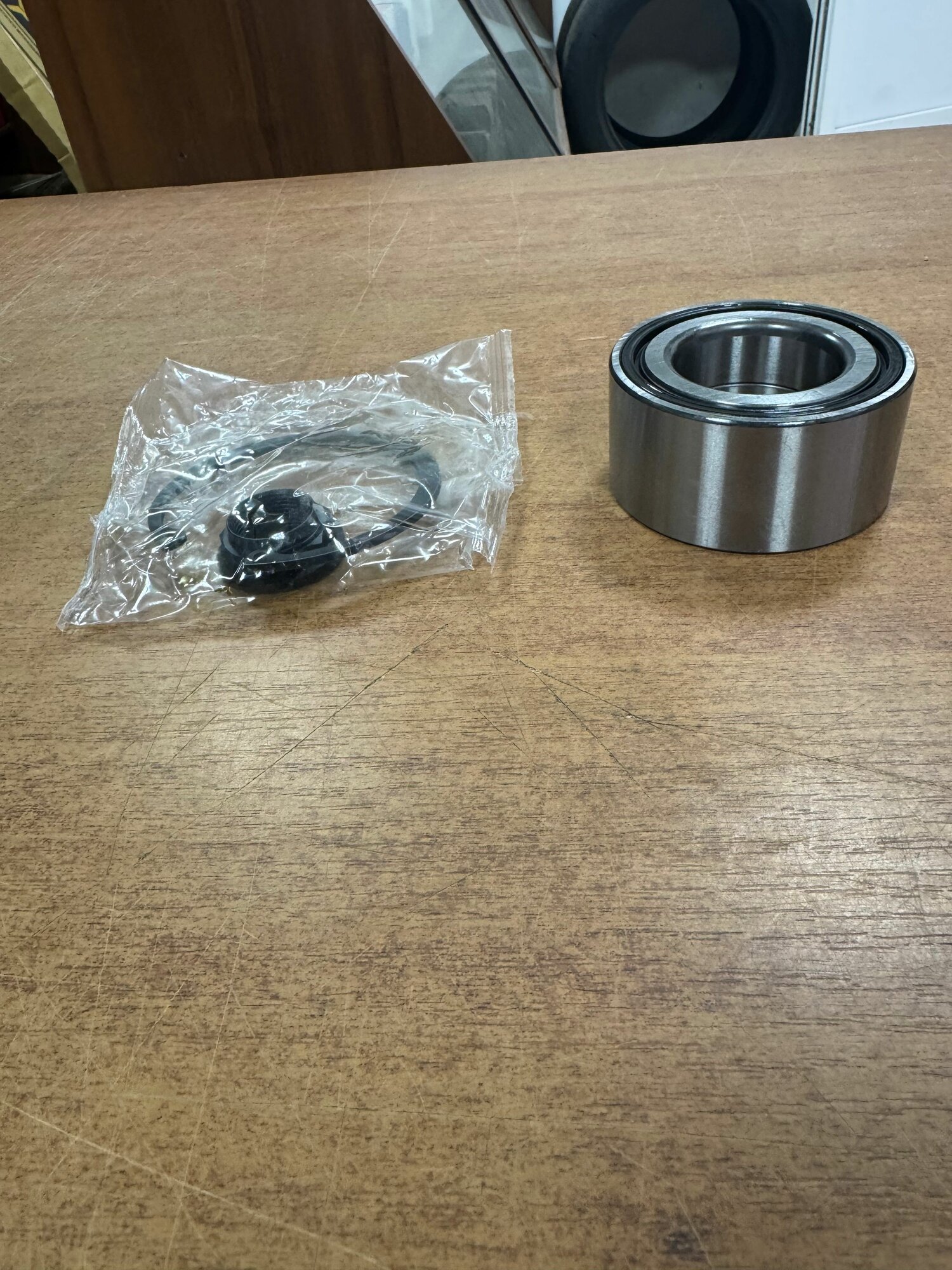 Подшипник ступицы задний BMW F30 F80 F36 F33 F32 F82
