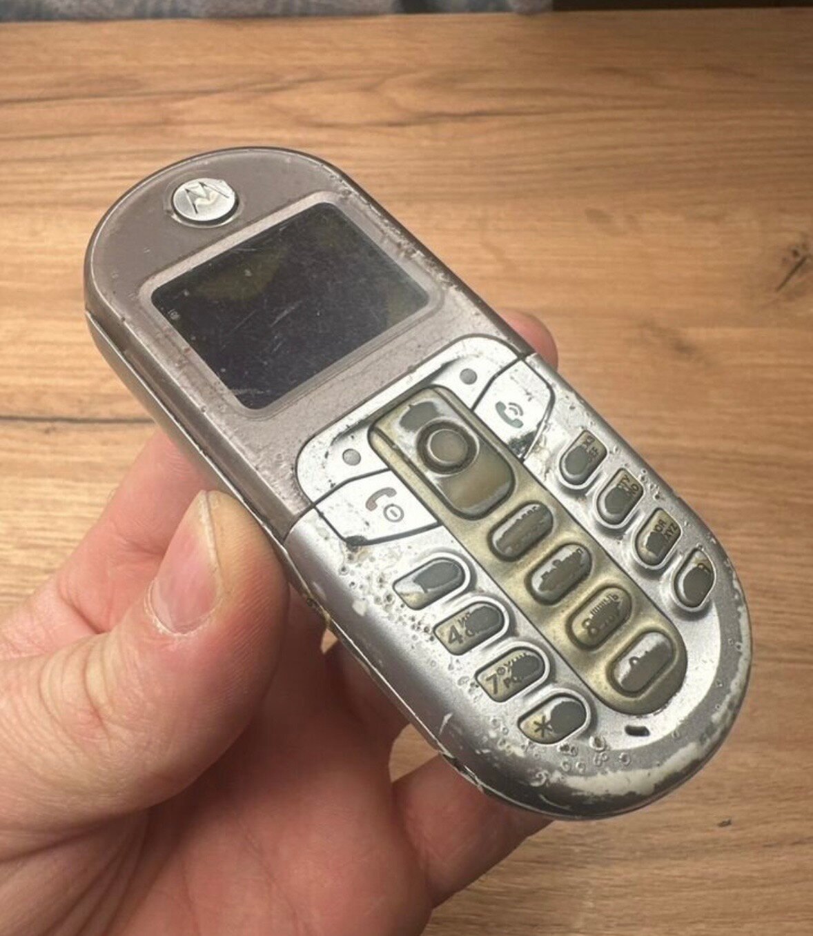 Motorola C205