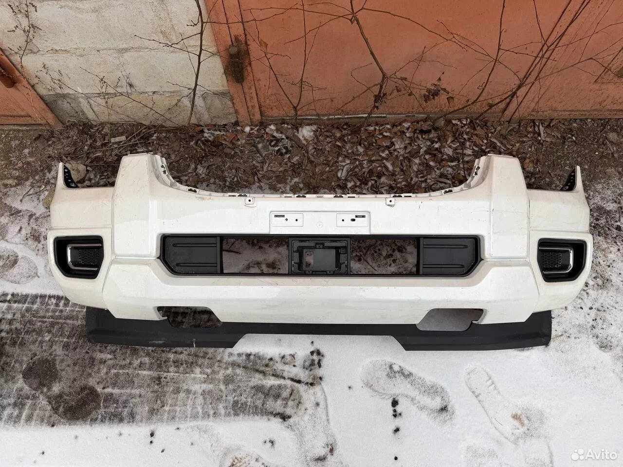Бампер передний Ford ranger t6.2, P3N9-17750, б/у