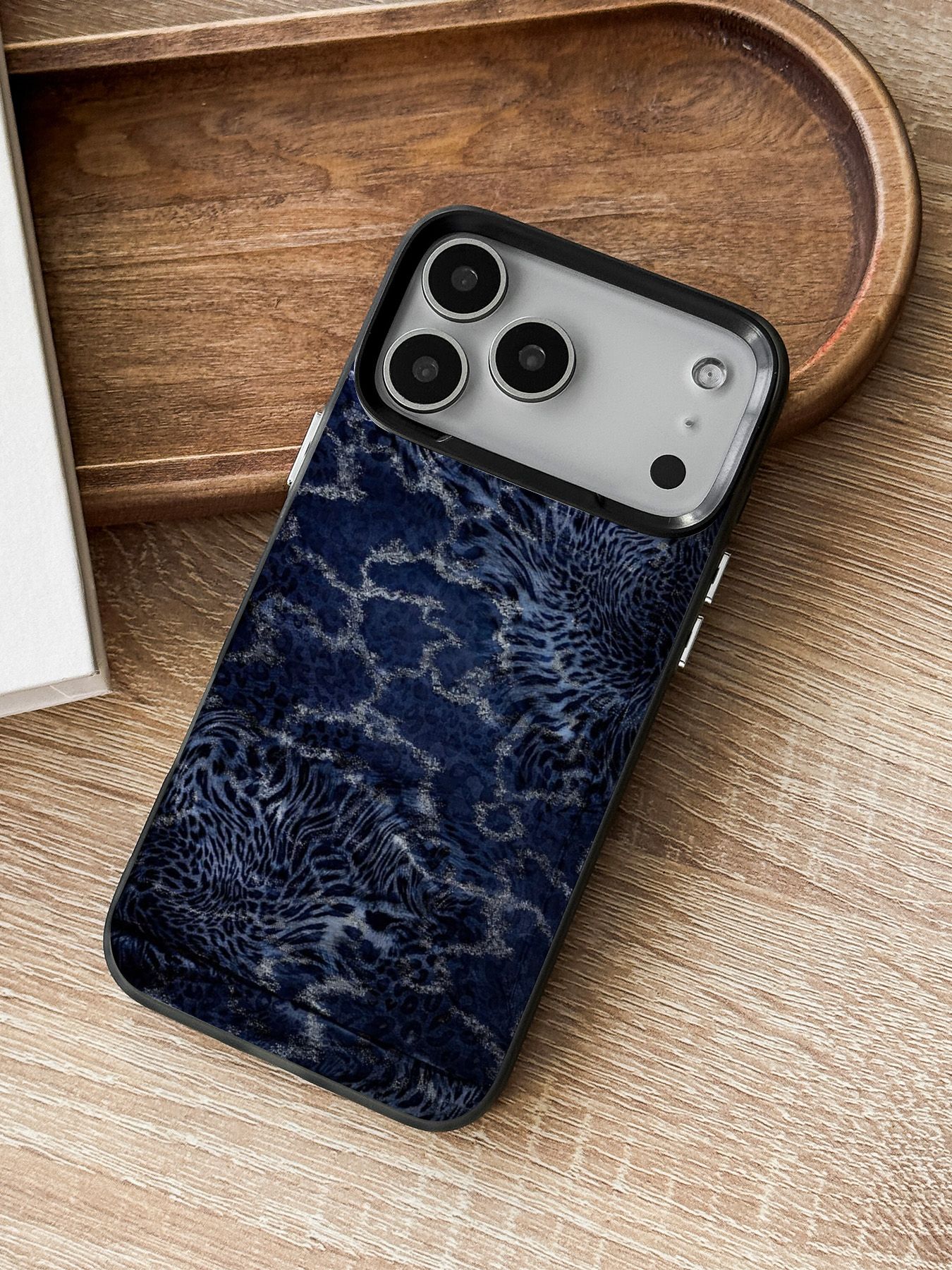 Чехол на iPhone 17 Pro у2к