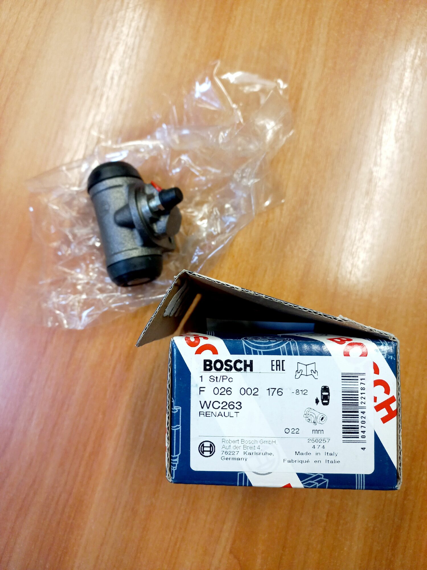 Тормозной цилиндр F026002176 Bosch