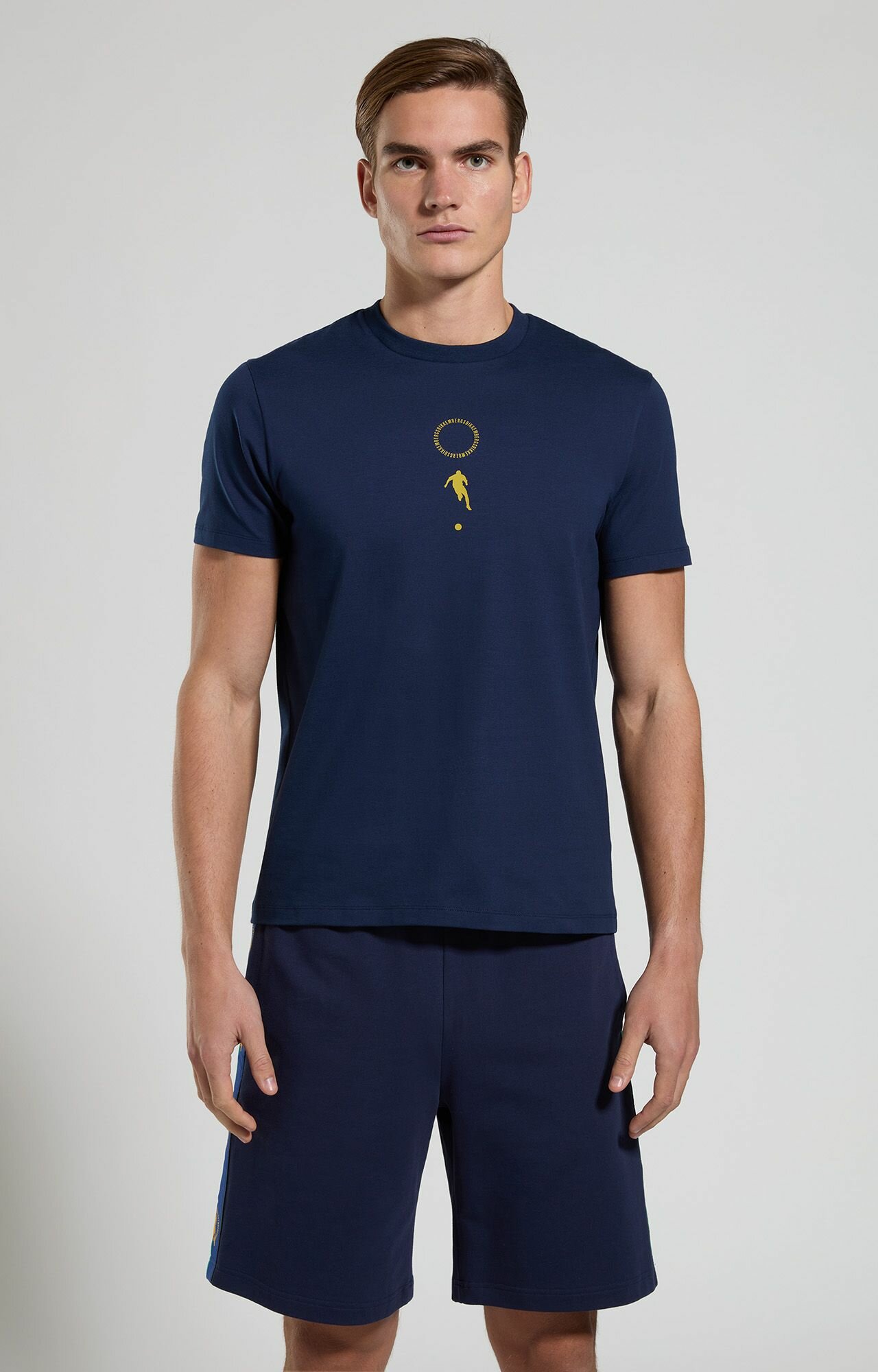 Футболка BIKKEMBERGS