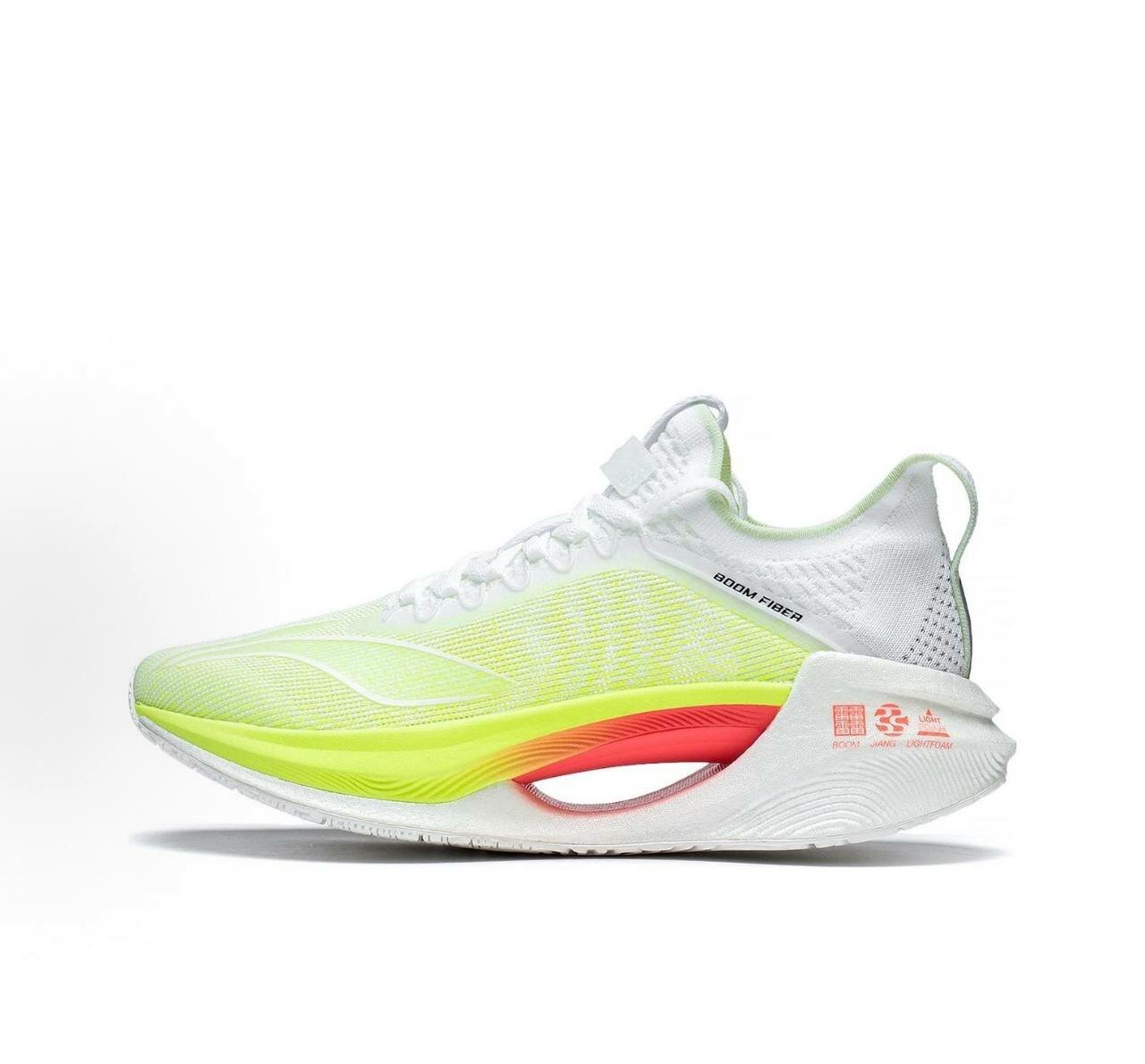 Кроссовки Essential