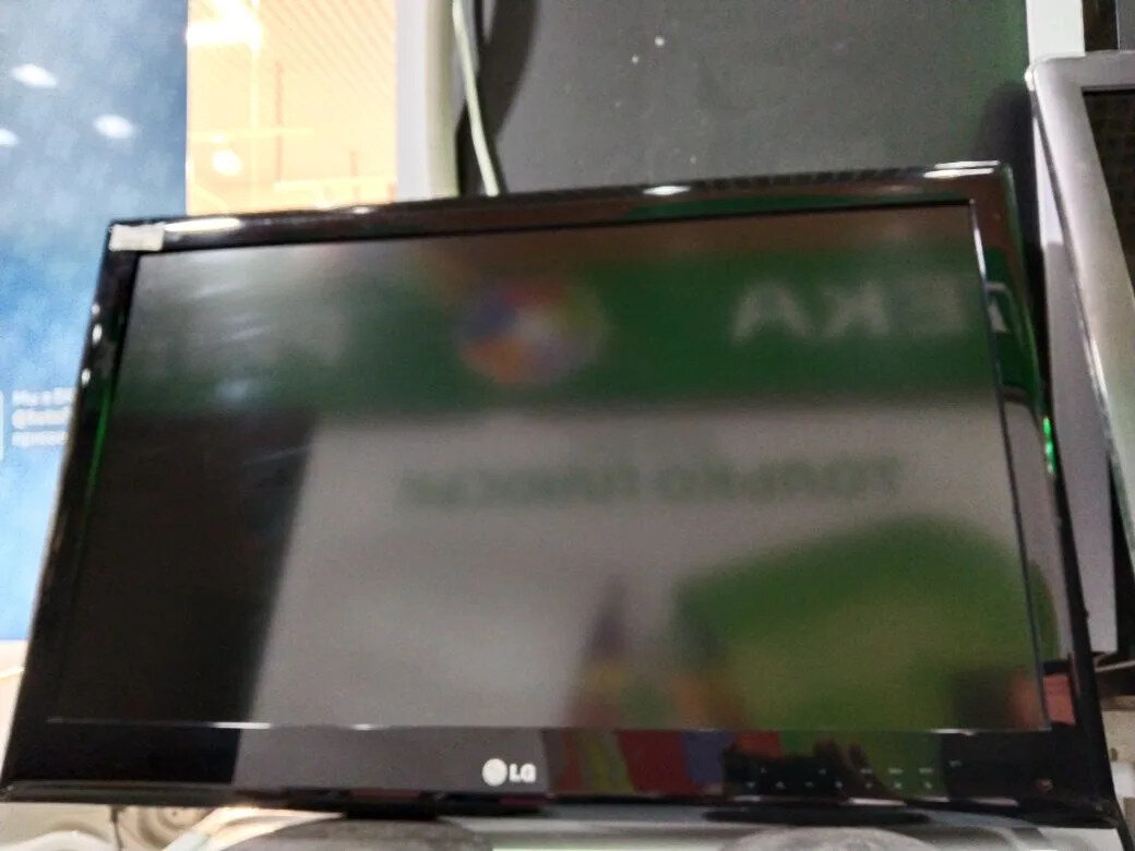 Телевизор LG 32LE3300