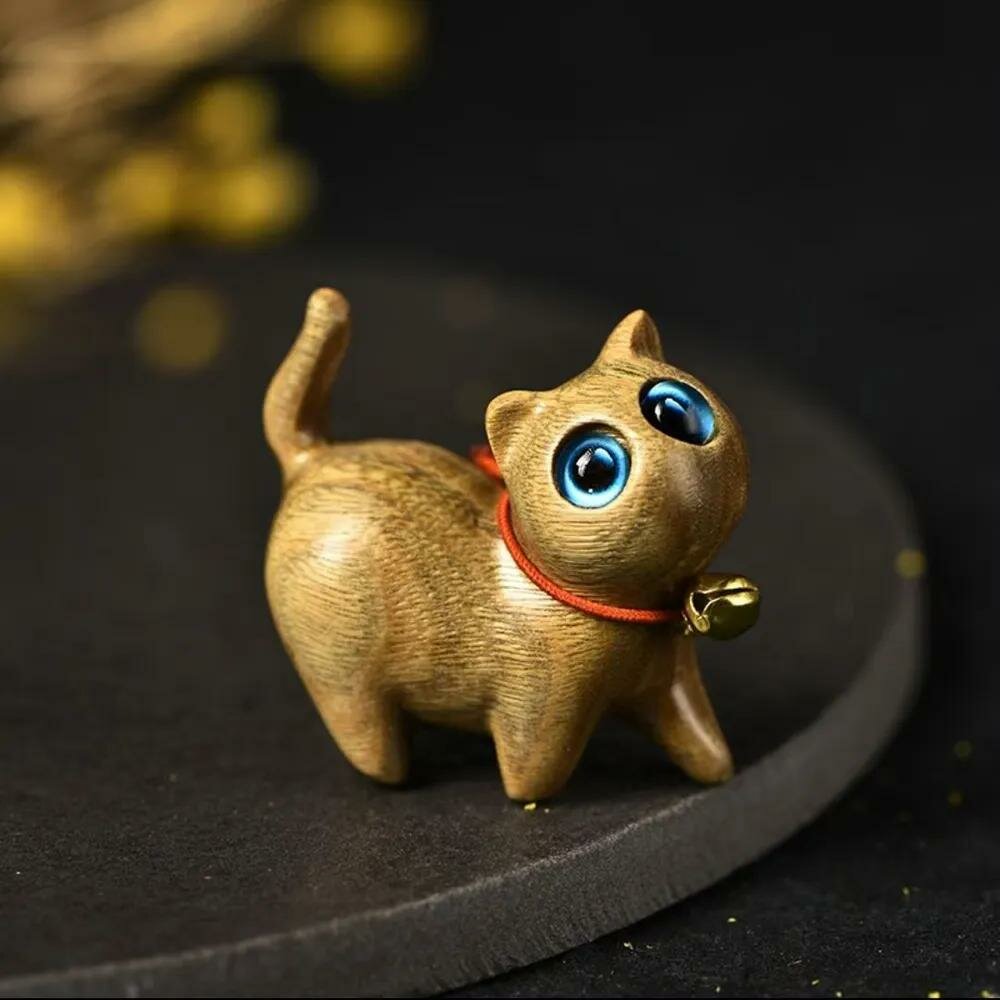 Скульптура Кошка из Сандалового Дерева, деревянная фигурка кошки, натуральное сандаловое дерево, стильная подарочная упаковка, интерьерный элемент, сувенир, подарок