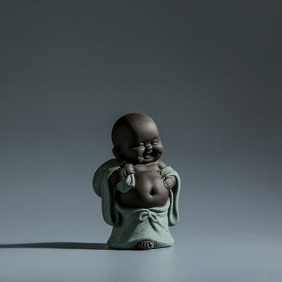 Фиолетовый песок чай питомец может поднять Майтрейю улыбающийся Будда украшения маленький монах керамический чайный