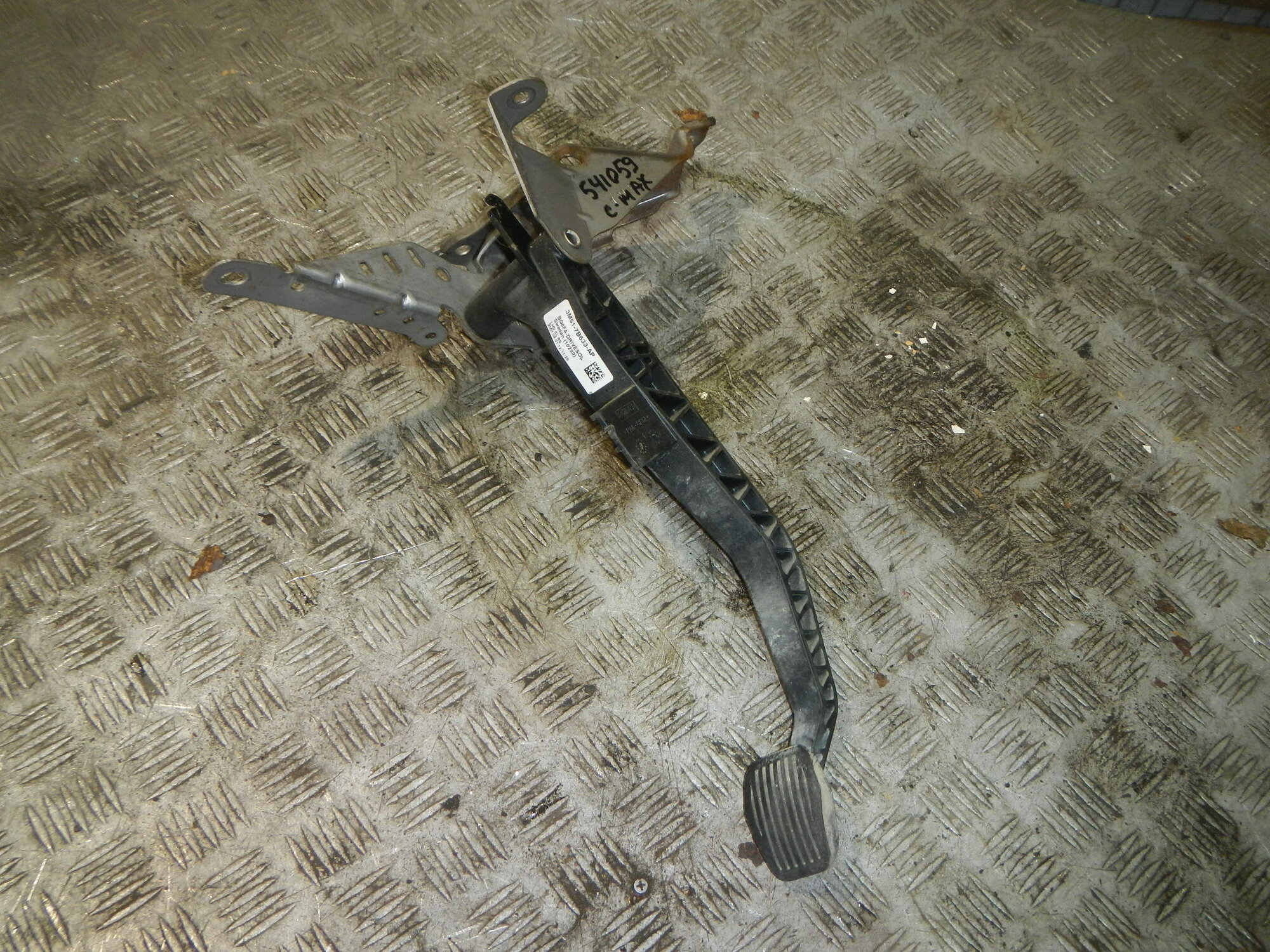 Б/У Педаль сцепления, Ford (Форд)-C-MAX (03-11) FORD C-MAX (03-11) Без повреждений. 541059 FORD арт. 1487188