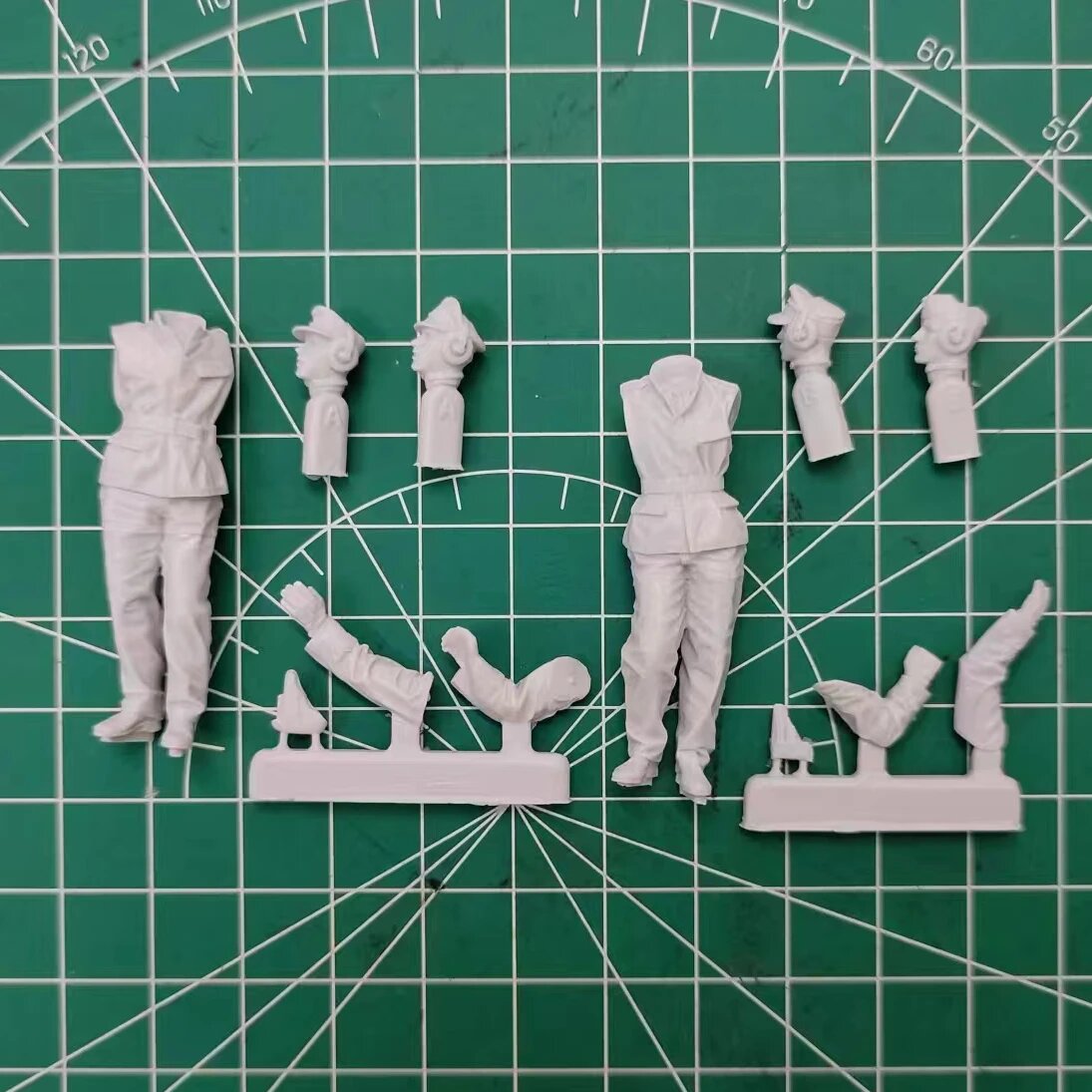 Наборы моделей фигурок mussels Panzer Commander (2 фигурки) 1/35