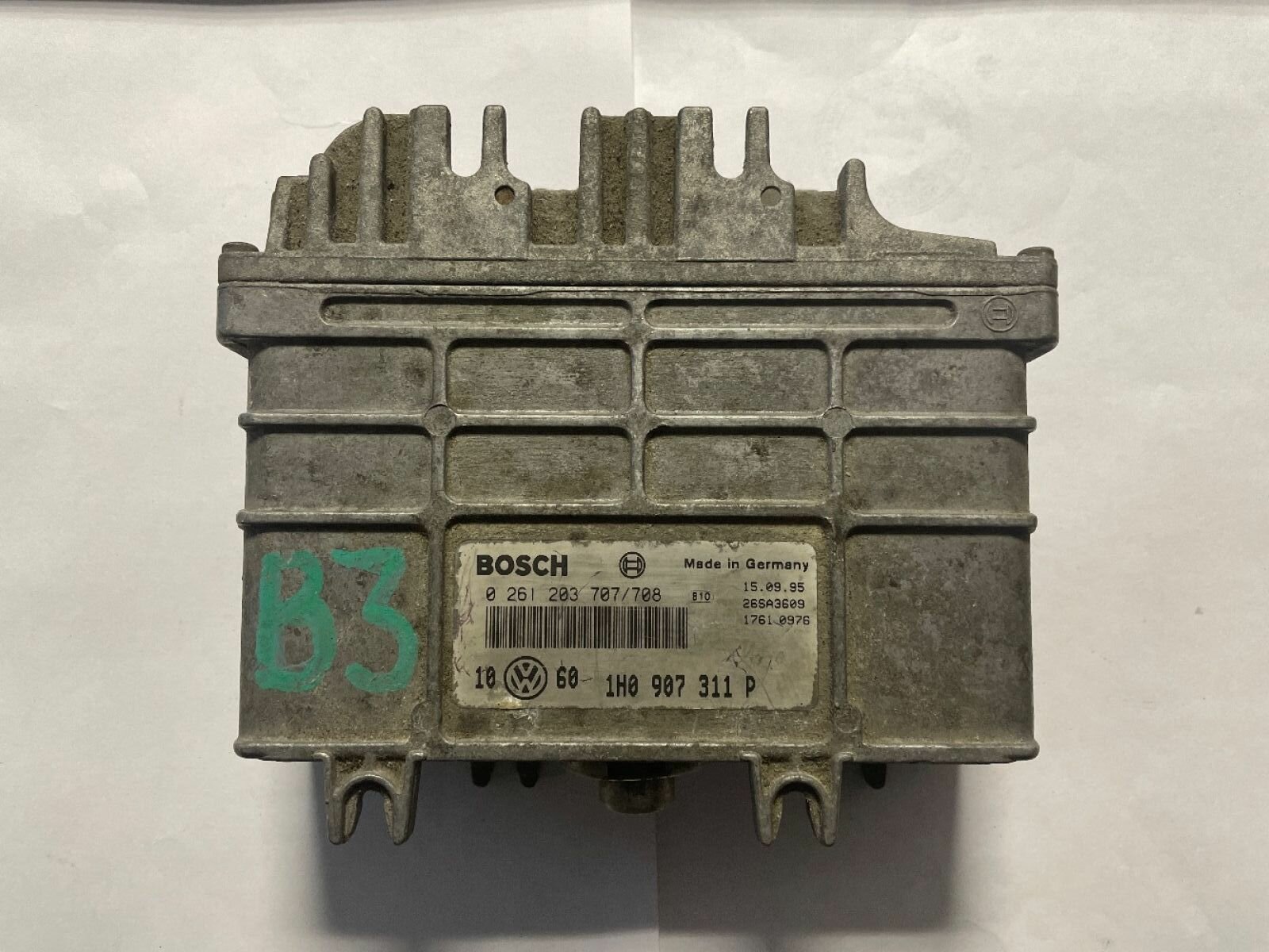 Блок управления двигателем Volkswagen Passat b4