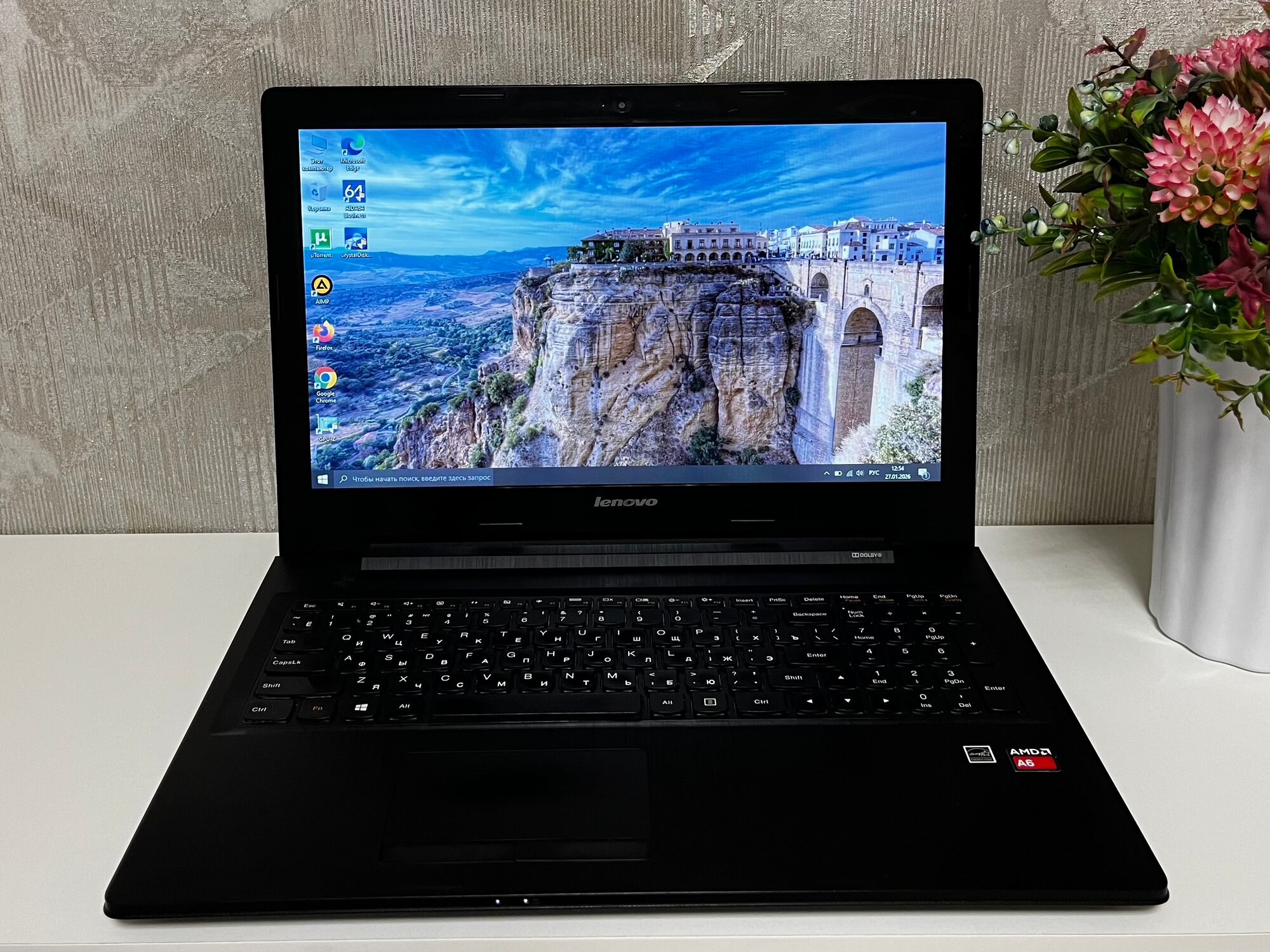 Ноутбук Lenovo для работы или учебы, SSD, Ram 8Gb, 4 ядра