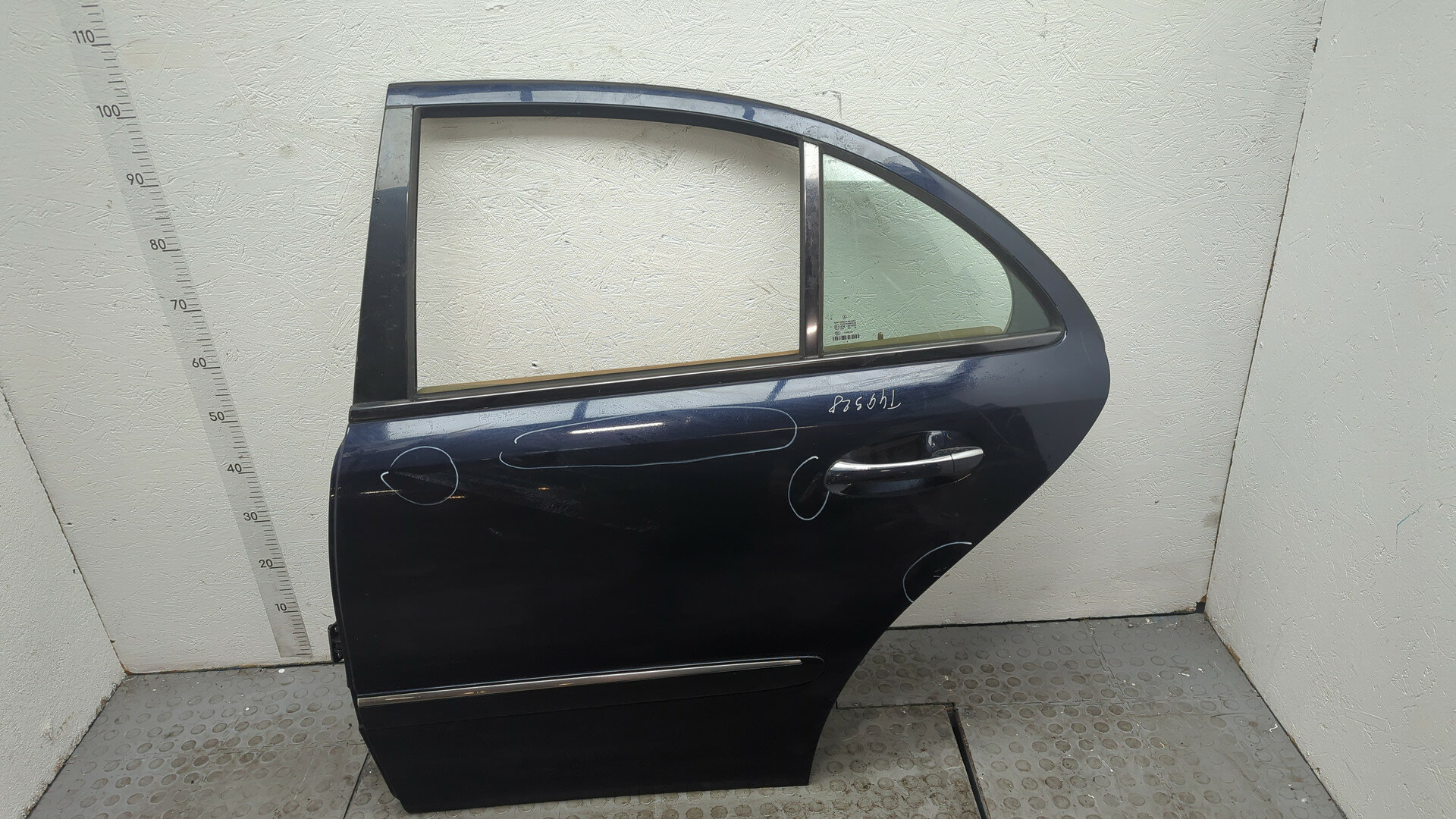 Дверь боковая (легковая) левая задняя Mercedes E W211 Б/У