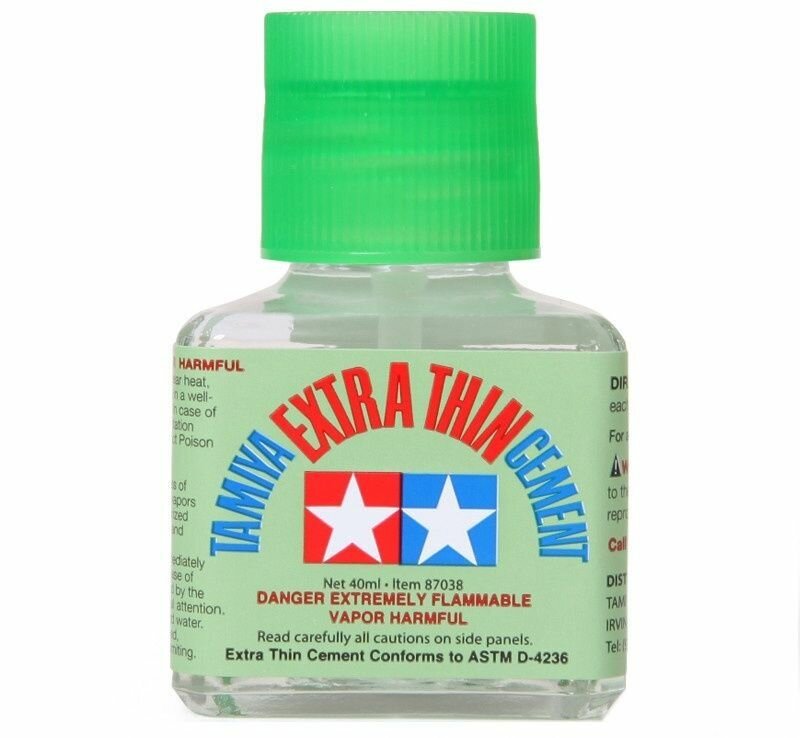 Клей для сборных моделей