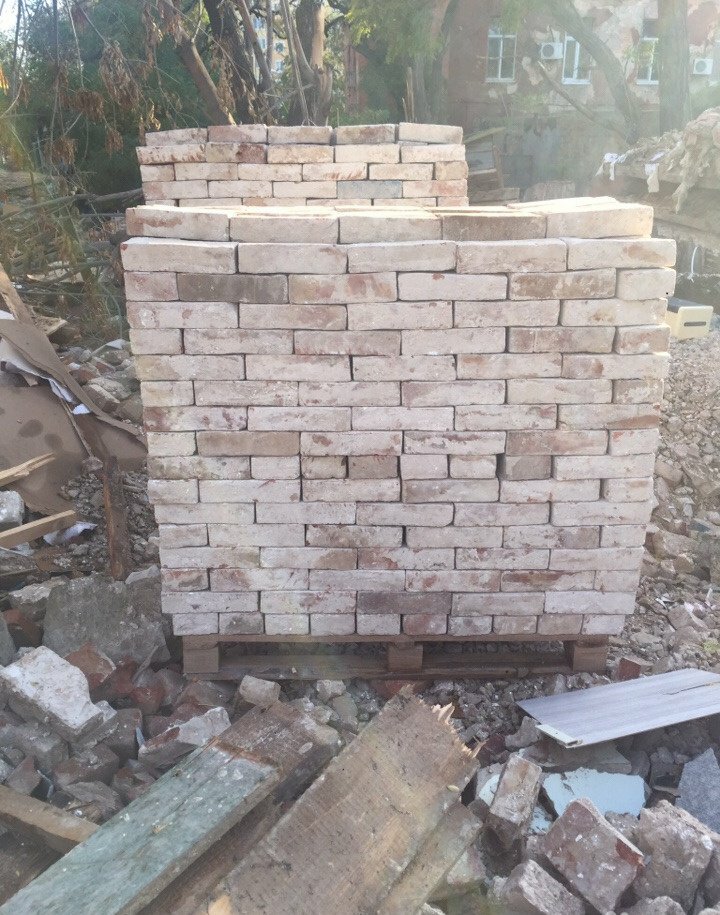 Старый белый лофт кирпич старинный царский 19 век